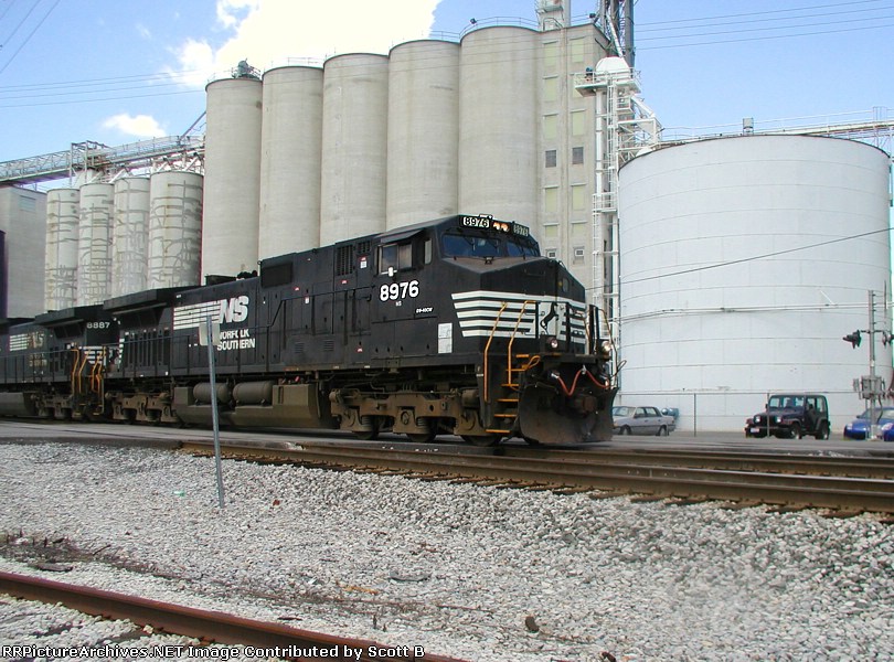 NS 8976 NS 218 1:10 P.M.